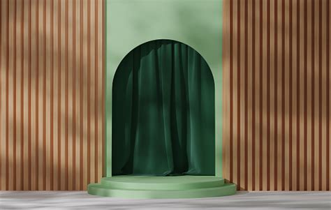 연단 디스플레이 스탠드는 녹색 배경에 커튼이 있는 방을 통해 나뭇잎 빛의 그림자를 보여줍니다 0명에 대한 스톡 사진 및 기타