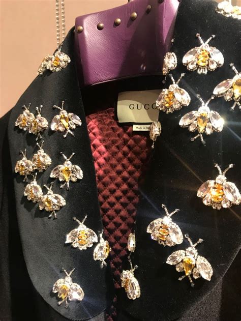 Gucci Bees Jewel Embroidery On Clothes Gucci Brooch Outfit Maximal