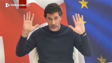 ვიღებ შენიშვნას ორ ხელს ვწევ მეგობრებო გულწრფელად გეუბნებით რას ამბობს კახა კალძე