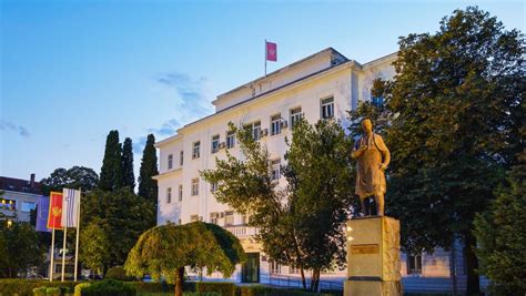 Вучуровић Наоружавање Србије није претња за Црну Гору — Rt Balkan