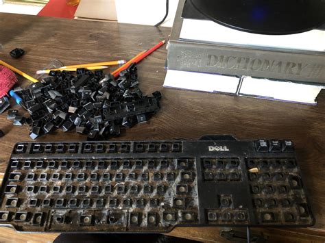 Finally Decided To Clean My Keyboard Oh No R Pcmasterrace
