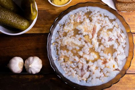 Холодец из свиных шкурок простой и вкусный рецепт как приготовить пошагово