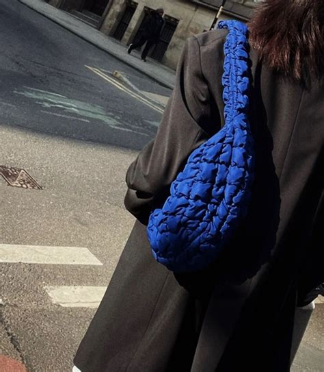 [오늘출발] 퀼티드 클라우드 제니 퀼팅백 구름 숄더백 보부상가방