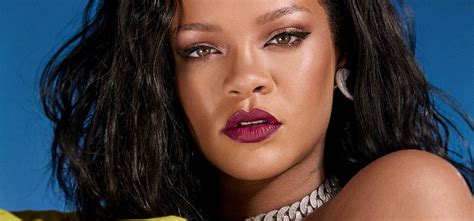 People Applaud Rihannas Savage X Fenty For Featuring Plus Size Male Models