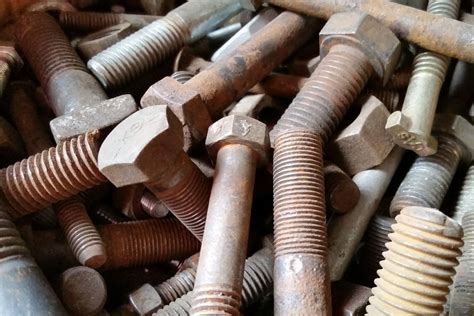 How To Clean Rusty Bolts Best Methods AZ Rust