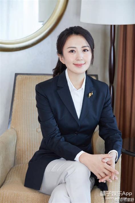 还记得《至尊红颜》里的徐盈盈吗？她现在长这样啦