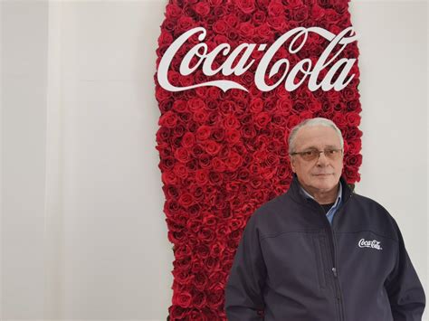 Божидар Иванов Мъжът който посвети почти половин век на работата си в Кока Кола