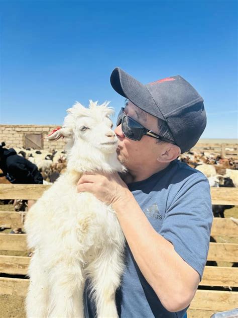 Хосбаяр Цэрэнбаатар Added A New Photo Хосбаяр Цэрэнбаатар