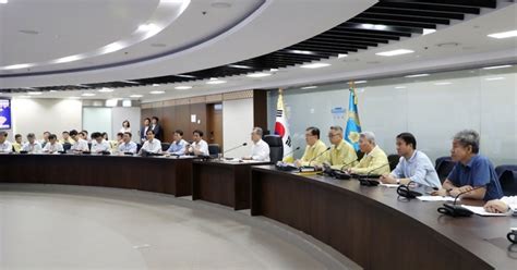 청와대 이르면 내주 중폭 개각