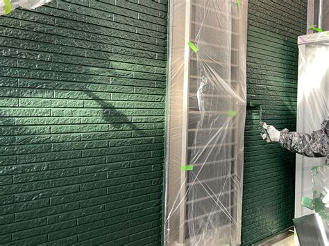 愛知県小牧市 塗装工事に一部外壁カバー工法の施工例 プレシャスウッドⅡsf リフォームjapanの豊富な施工例