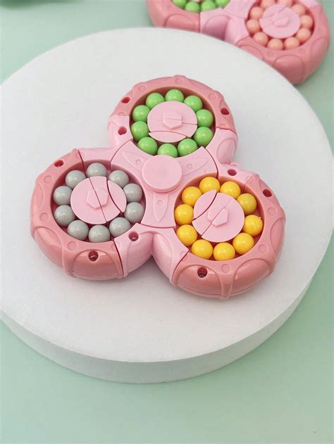 1pc Rubix Cube Shaped Fidget Toy With Six Rotating Sides Stress Relief Toy For Brainstorming