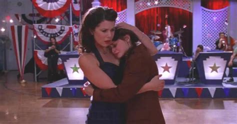 No Ifs No Buts These Are The Saddest Gilmore Girls Episodes Of All Time