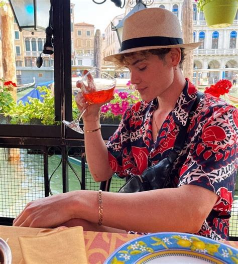 Nicky Champa Age Net Worth Boyfriend Family A Biography Entertainer Wiki