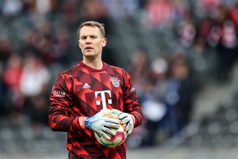 Kahn über Zukunft von Manuel Neuer beim FC Bayern Fußball ist ein