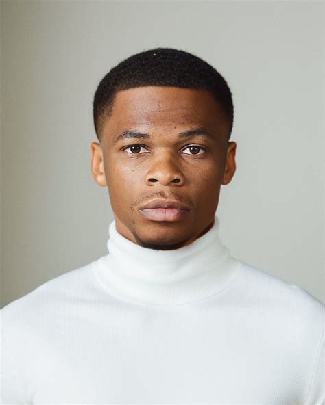 henry ezike medium