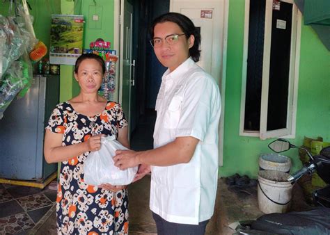 Pt Mitra Tata Lingkungan Baru Mtlb Bagikan Sembako Kepada 400 Kk Di