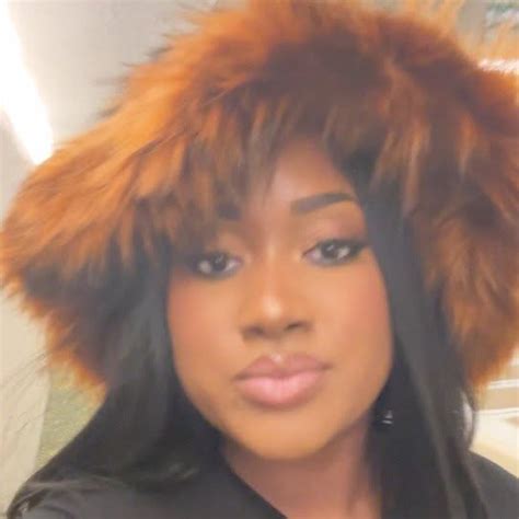 Ms Nola Nikkinola On Threads