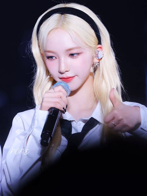 일콘에서 금발 카리나 If 연예이슈 수다방 네모판