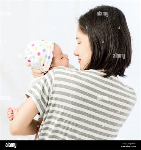 Japanese Mother Son Hugging Hi Res Stock Photography And Images Alamy