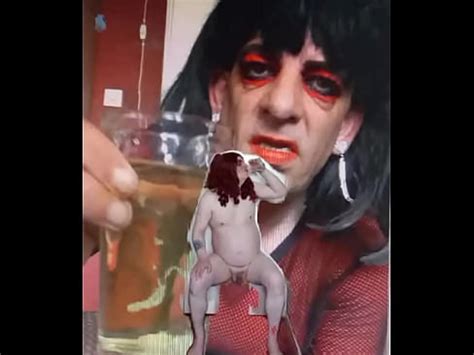 Bisexual Sissy Male Naked And Exposed While Taking A Pee Then Swallowing It Part XVIDEOS