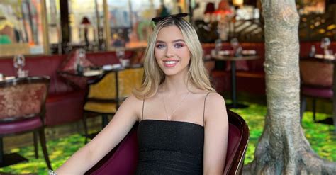 Meet London Based Influencer Alexia Woods Maxim