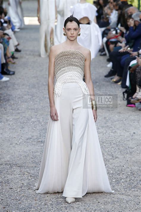 Maison Sara Chraibi Fashion Show Runway Couture Fall Winter 2023 Paris Fashion Week Runway