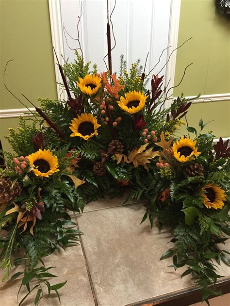 Arrangement For An Urn Arrangement Pour Urne Funéraire Funeral Floral