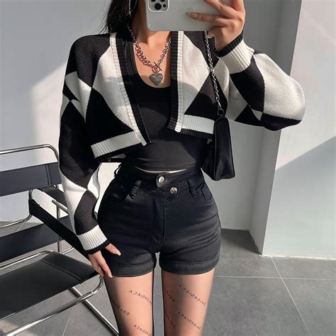 Younggirlday美式复古菱形格纹拼色针织开衫宽松长袖短款毛衣外套虎窝淘