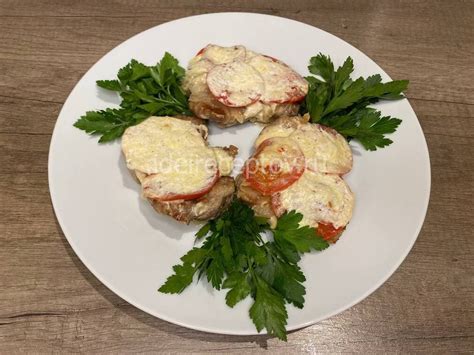 Мясо по французски из свинины на сковороде без картофеля пошаговый рецепт