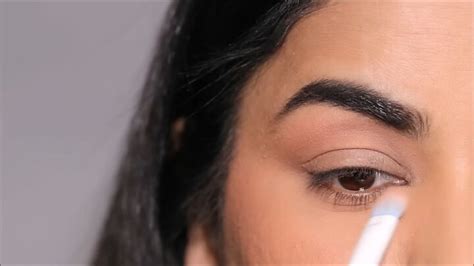 How To Apply Gold Shimmer Eyeshadow On Mature Skin Upstyle