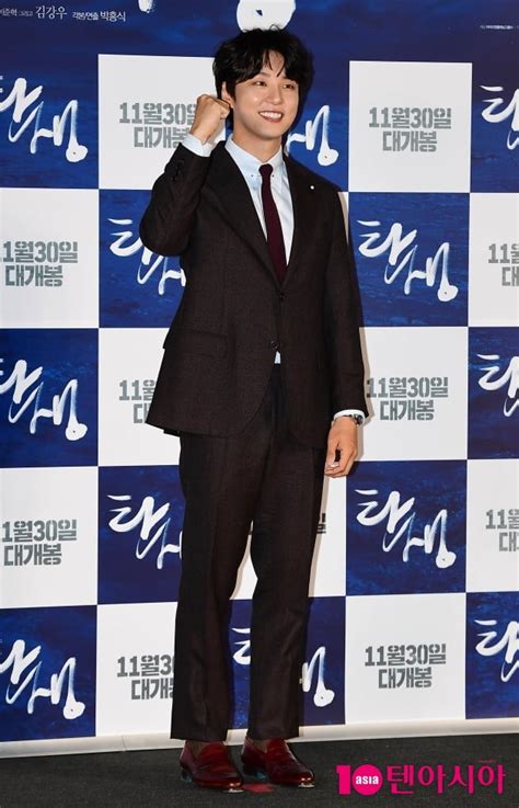 [ten 포토] 윤시윤 영화 탄생 기대해주세요