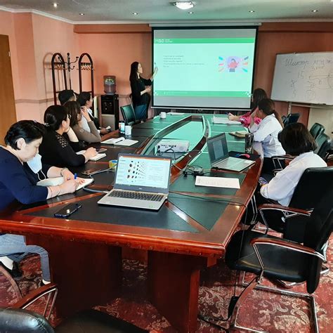 Хөдөлмөрийн тухай хуулийн сургалтыг Итгэл сэтгэлийн хүч төрийн бус байгууллагатай хамтран