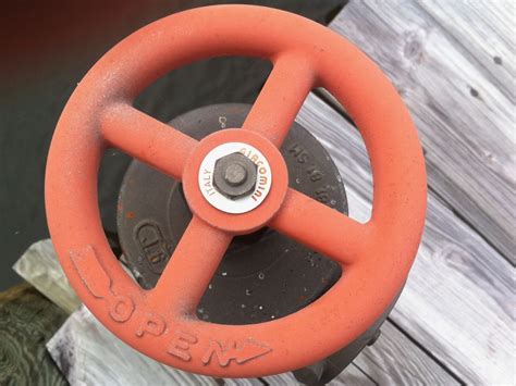 무료 이미지 바퀴 살 스티어링 휠 원 가장자리 오디세이 허들 라운지 자동차 부품 자동차 외장 자동차 타이어 스티어링 부분 2261x1695