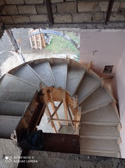 Masteron Ge ყველა ხელოსანი და მასალა ერთ სივრცეში კიბის ხელოსანი კიბე კიბის საფეხურები