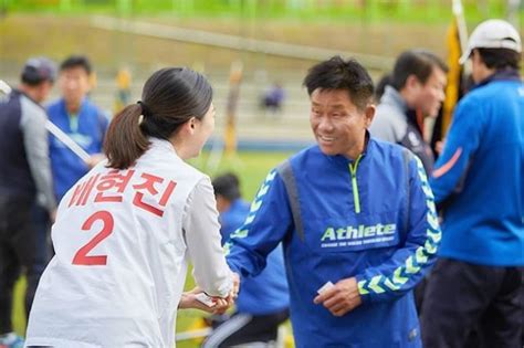 송파을 출마 선언한 배현진 근황 보니…선거 유세 돌입 한국경제