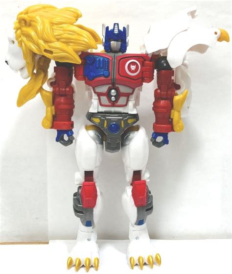 Blog 2325 Toy Review Transformers Legacy Evolution Voyager Class Lio Prime