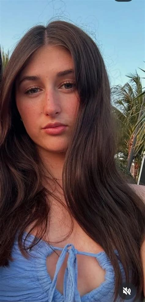 Lia Block Celeb Hottie Gallery