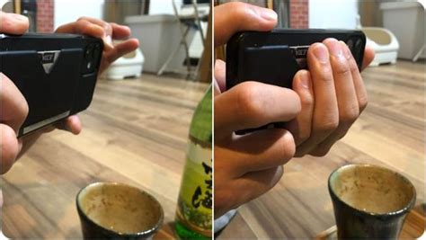 手機拍照姿勢竟會曝露年齡？原來長輩都這樣拿 生活 中時新聞網