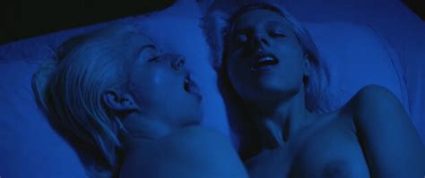 Nude Video Celebs Mariana Di Girolamo Nude Paola Giannini Nude Giannina Fruttero Nude Ema