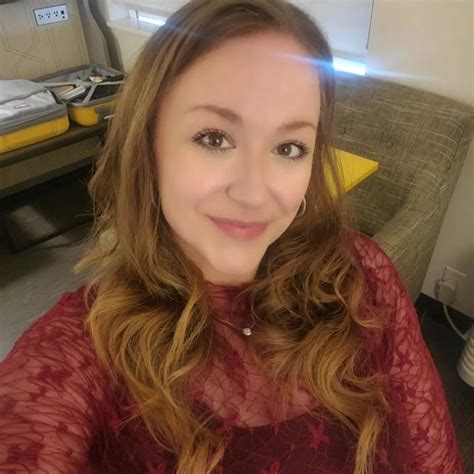 Jo Paterson Johanna Paterson • Threads Say More