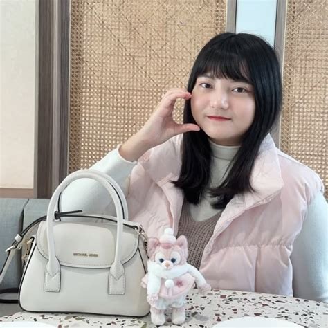 黃子芸 Dora 1228 • Threads Say More