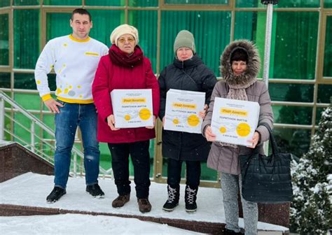 Триває видача продуктових наборів у Запоріжжі від Фонду Ріната Ахметова