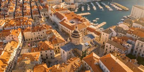 Bari - Dubrovnik Ferry, Tickets, Schedules | Ferryhopper