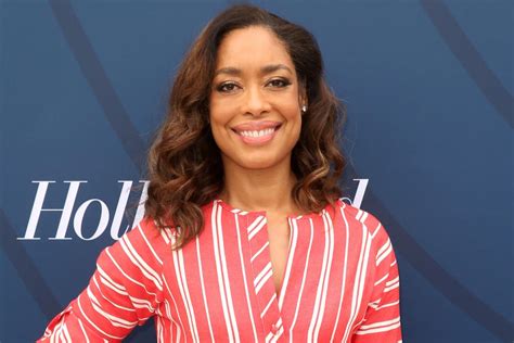Gina Torres Introduces Sxsw Documentary Under My Skin About People With Eczema There S No Shame