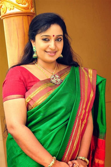 Hot Bhabhi Aunty Photos Sona Nair