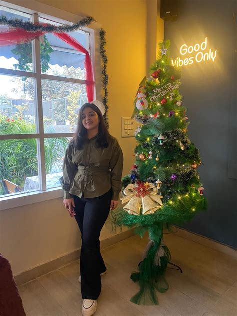 Shivi Vats On Linkedin Christmas Positivity Entrepreneurs Smallnbusinessowners Founders