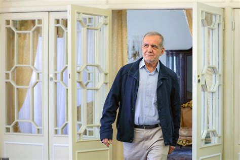 عکسی از بازدید سرزده پزشکیان از سازمان اداری و استخدامی کشور خبرآنلاین