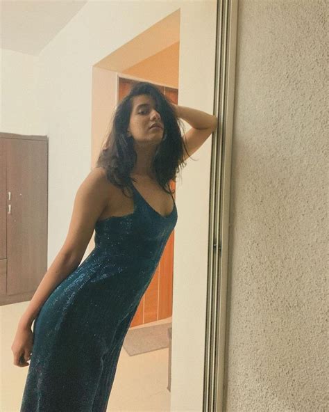 Kavita Model Actor Bloggers Instagram Post “i Am Not A Person You Find Twice