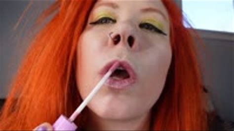 Pink Lipgloss Kisses And Lip Gloss Applying Mp4 1080 Deannas Clip