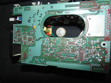 Tektronix 213 Teardown Page 1